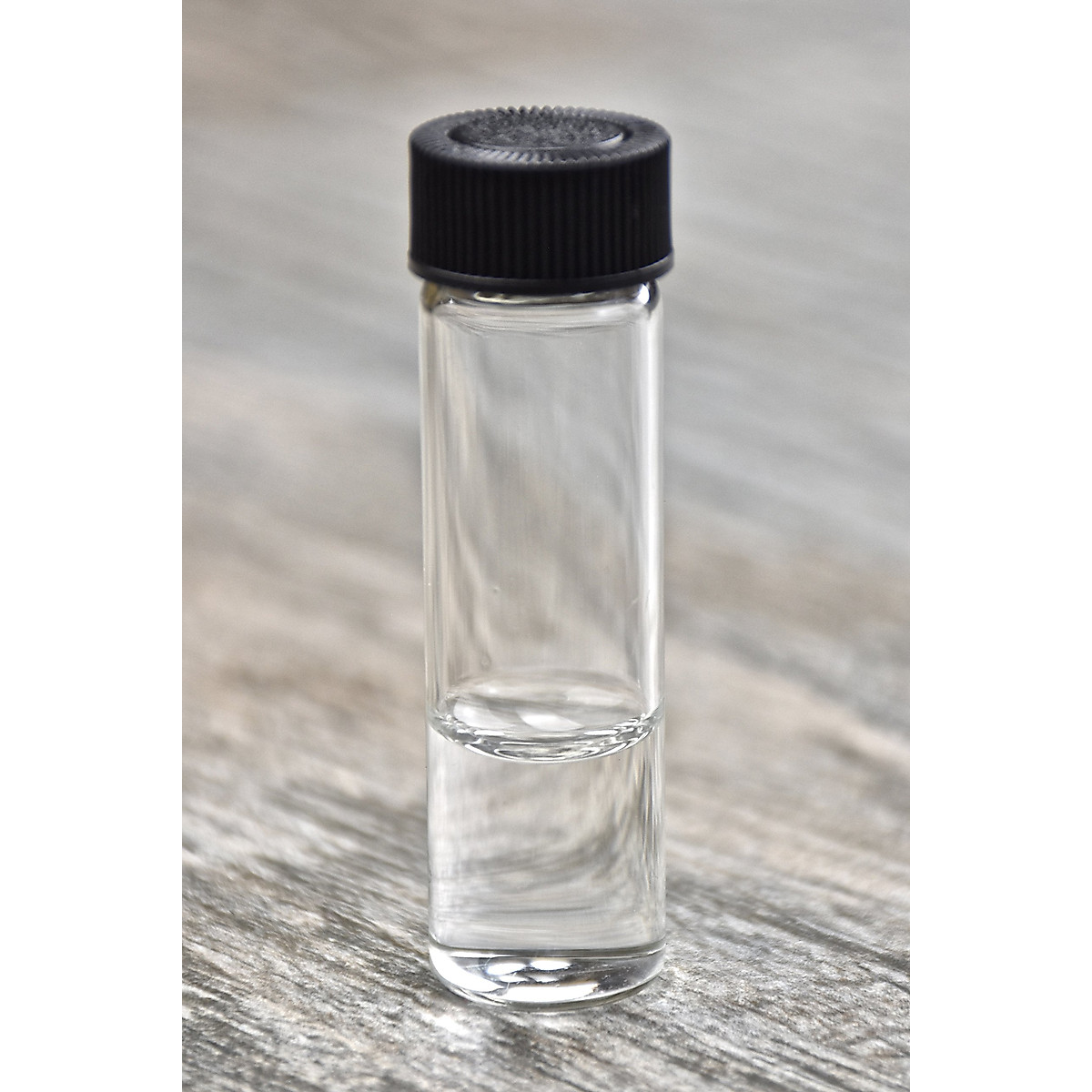 SE Glass Vials, Pack of 144 Leak-Resistant Vials, 2-3/8" x 5/8" Diameter, Clear Transparent glass, Black Plastic Screw Caps, Capacity 7 mL