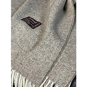 Eikei Wool Throw Blanket Geo Herringbone Pattern Oversized Couch Throw Blanket Fringe Trim Soft Merino Woolen Afghan Minimalist Style Lightweight Machine Washable (Mocha, 55Wx78L)