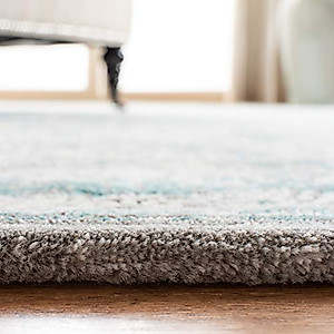 SAFAVIEH Passion Collection Accent Rug - 2'2" x 4', Turquoise & Ivory, Vintage Distressed Design, Non-Shedding & Easy Care, Ideal for High Traffic Areas in Entryway, Living Room, Bedroom (PAS401B)