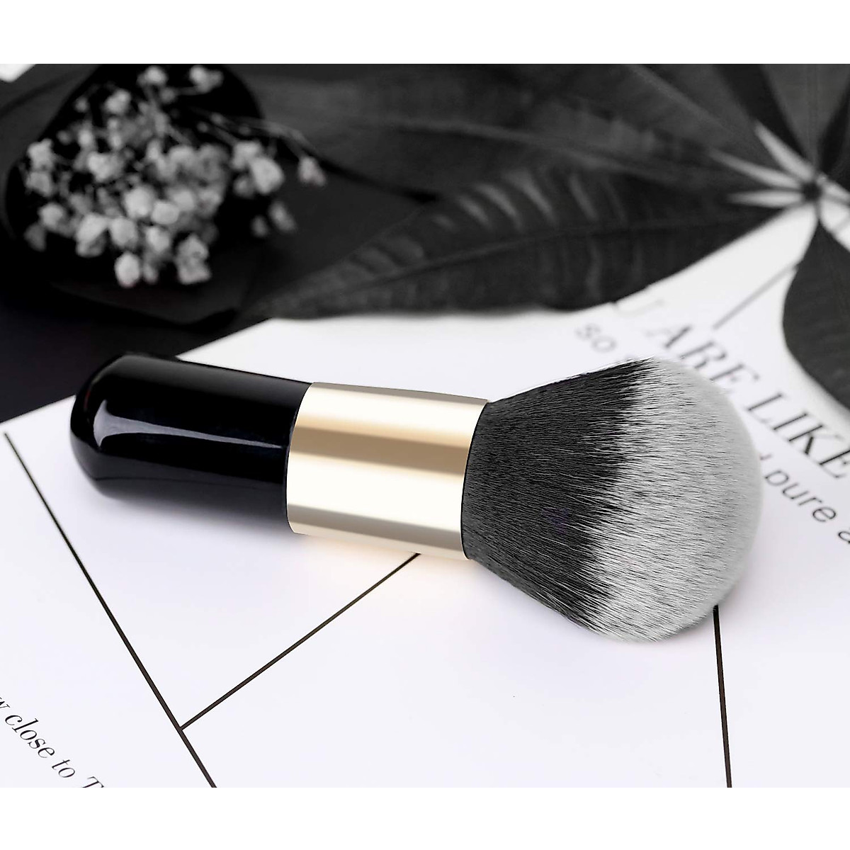 Luxspire Powder Makeup Brush, Flat Kabuki Brush, Single Large Makeup Brush Soft Face Mineral Powder Foundation Brush Blush Brush for Blending Makeup, Black & Gold