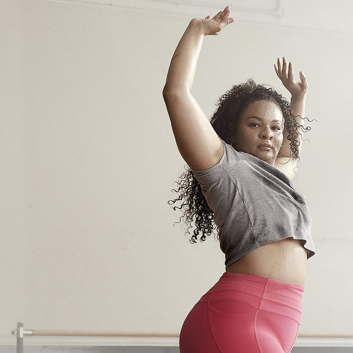 Degree Ultra Clear Antiperspirant Deodorant Dry Spray Anti White Marks and Yellow Stains Black+White Deodorant for Women 3.8 Ounce (Pack of 3)