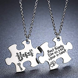 2PCS Best Friends Necklaces for 2 - Side by Side Or Miles Apart BFF Friendship Matching Puzzle Necklace Set Long Distance Friendship Gifts for Women Teen Girls