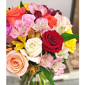 From You Flowers - Bright & Sunny Rose Bouquet with Glass Vase (Fresh Flower Bouquets) Birthday, Anniversary, Get Well, Sympathy, Congratulations, Thank You