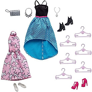 Barbie Fashionistas Ultimate Closet with Clothing and Accessories