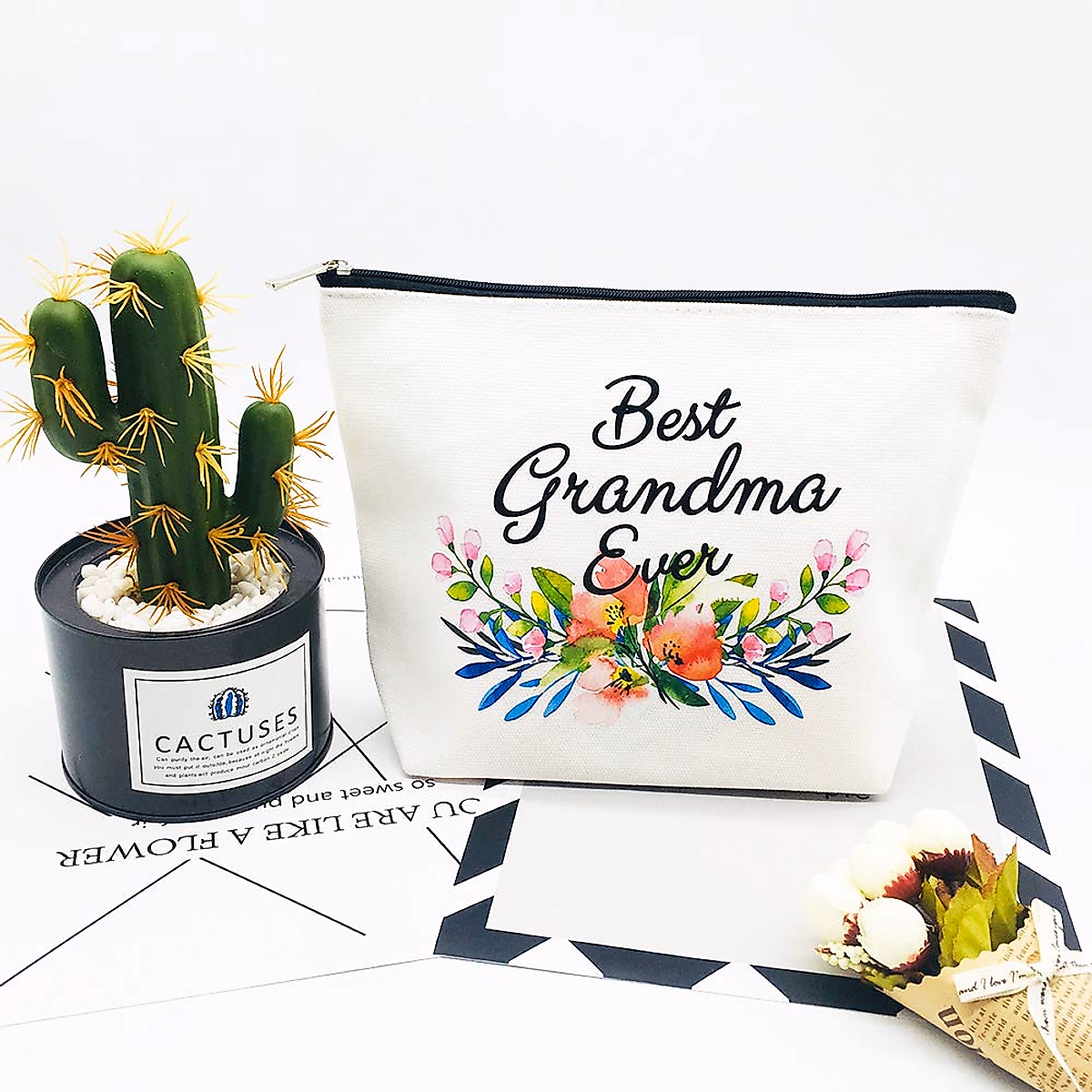 Charmoly Grandma Gifts Best Grandma Ever Makeup Bag Mother's Day Gifts Grandmother Birthday Gifts Nana Gift for Mom from Granddaughter