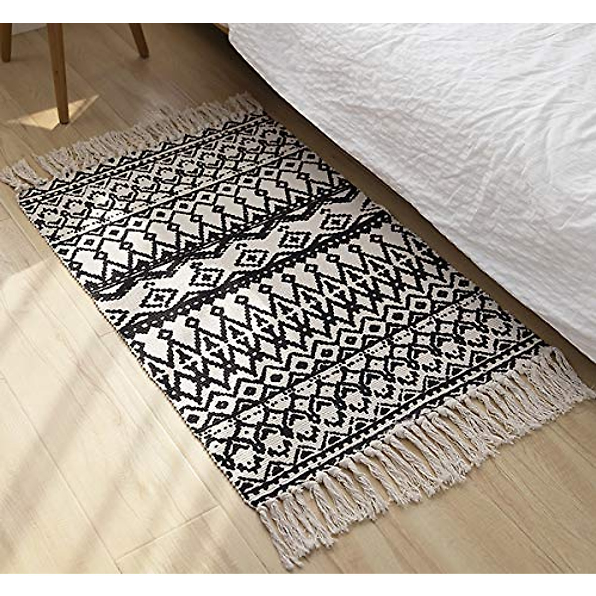 Nicunom 2 Piece Boho Bathroom Rug, 2'x4.2'+2'x3' Geometric Bath Mat, Woven Cotton Rug with Tassels Farmhouse Runner Rugs Machine Washable Boho Carpet for Living Room Kitchen Floor Laundry Room