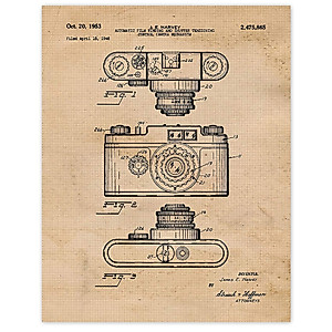 Vintage Roll Manual Camera Patent Prints, 1 (11x14) Unframed Photos, Wall Art Decor Gifts Under 20 for Home Office Garage Man Cave Studio School Teacher College Student Sports Photography Studio Lab