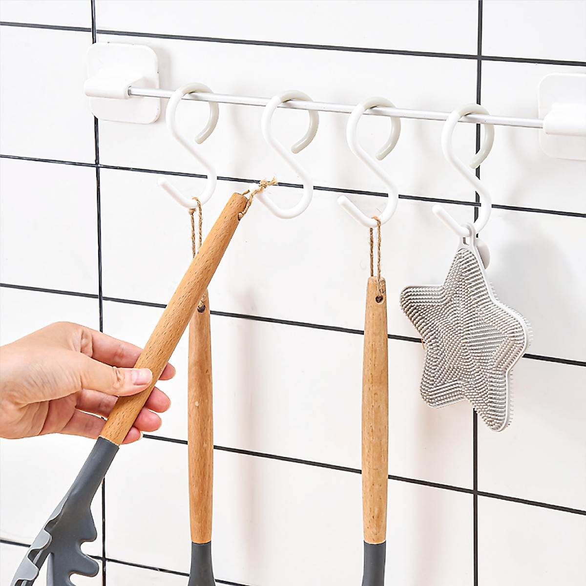 AOKELEON 6 Pack Secure and Quiet Plastic S Hooks Rack Hanger S Shaped Hooks Hanging Flexible Neck for Easy Twist and Lock Rust-Free Non Slip for Kitchen Bathroom White (Large (3.5 inch))