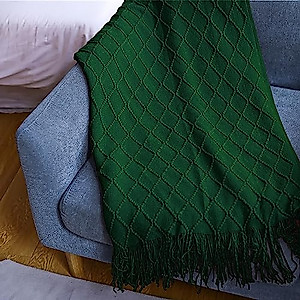 Textured Solid Soft Throw Blanket, Cozy Tassel Sofa Cove for Sofa Bed,Travel Blanket, Officeroom, Fluffy Lightweight Blankets for Women Men Kids,Blanket Gifts (Green, 50x70)