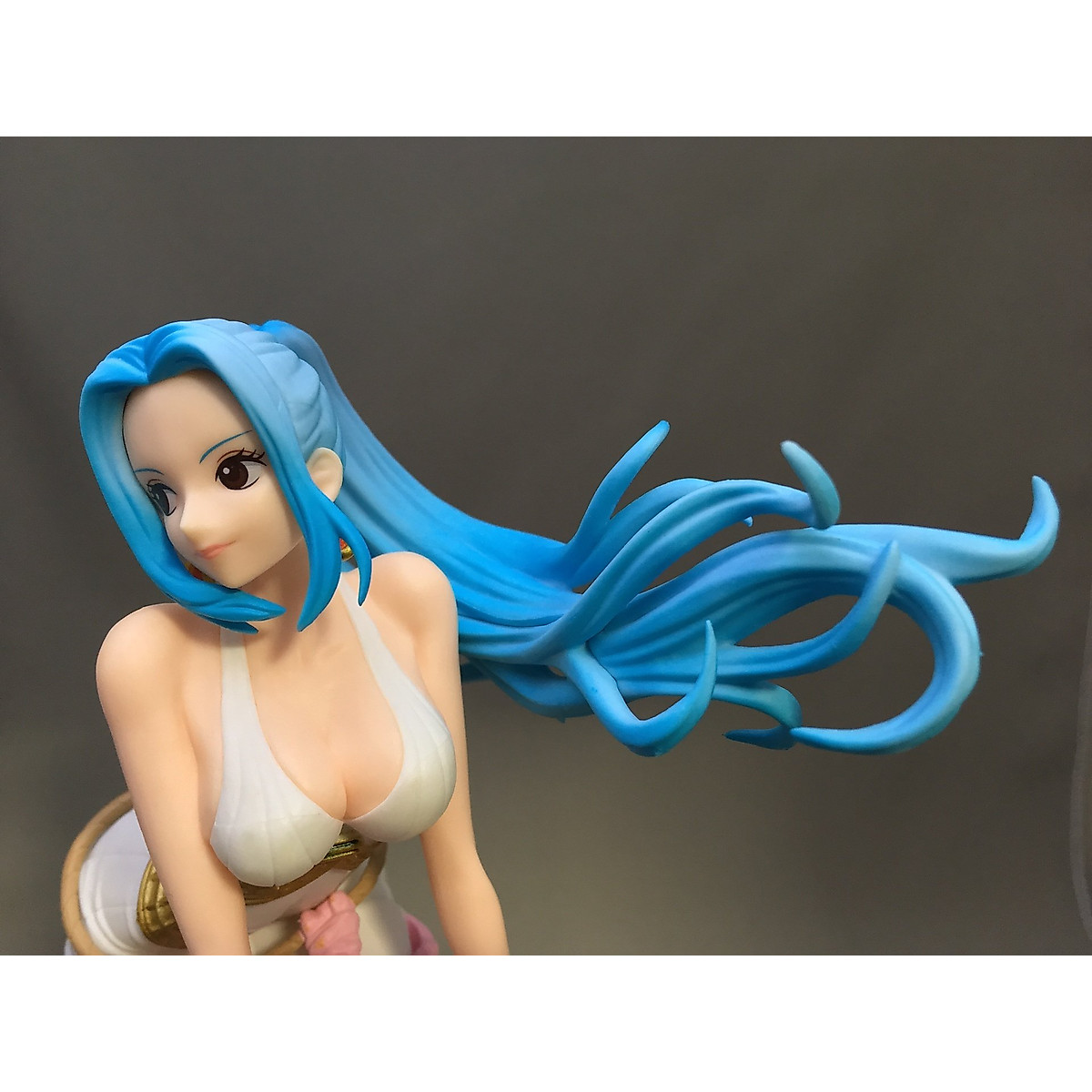 Banpresto One Piece Glitter & Glamours Nefertari Vivi A Action Figure