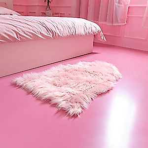 Super Soft Pink Faux Fur Area Rugs, Fuzzy Fluffy Sheepskin Chair Seat Cover, Shaggy Furry Floor Mat, Carpet for Nursery Rugs Living Room Bedroom Bedside, 2 x 3 Feet