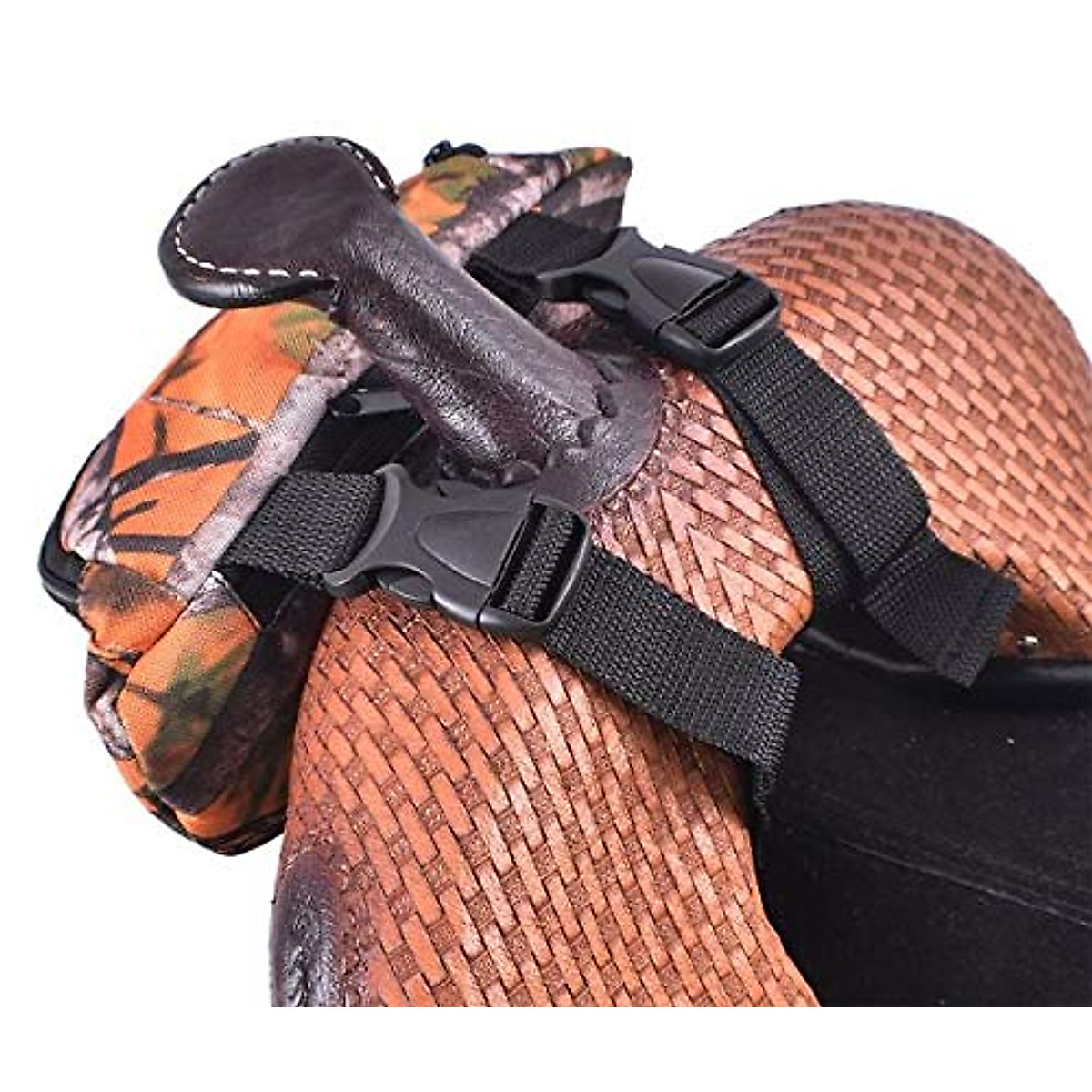 Showman Brown Insulated Nylon Saddle Phone Pouch.