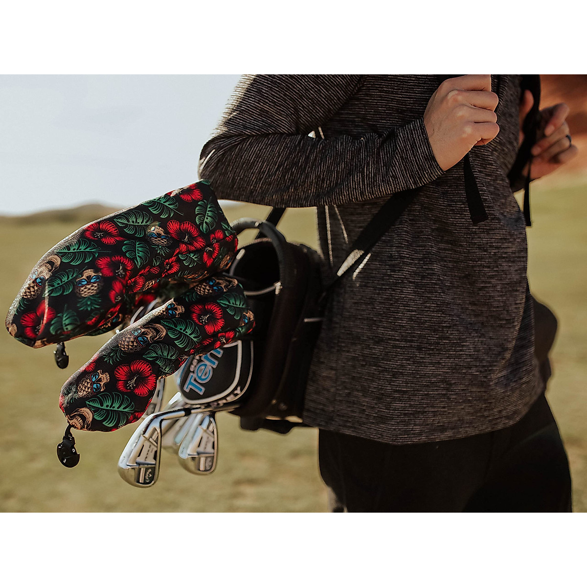 VIXYN Golf Head Covers - 3 Pack Golf Club Covers for Driver, Woods and Hybrid - Driver Headcover to Fit All Golf Clubs (Pineapple Skull)