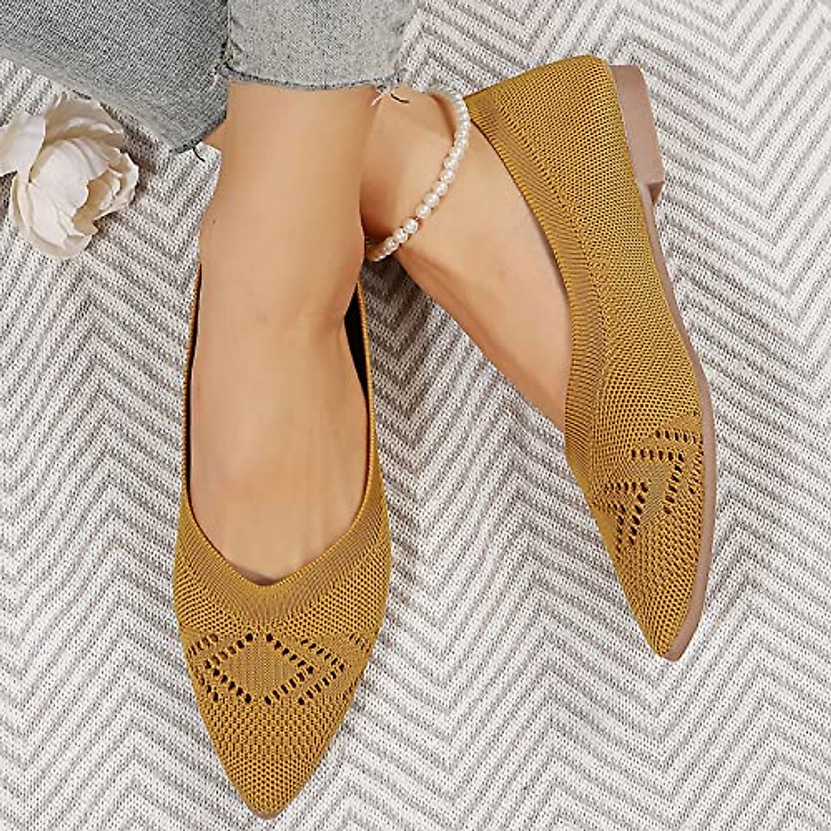 Ladies Fashion Solid Color Breathable Knitting Pointed Shallow Flat Casual Shoes Heel Thong Sandals (Yellow, 8)