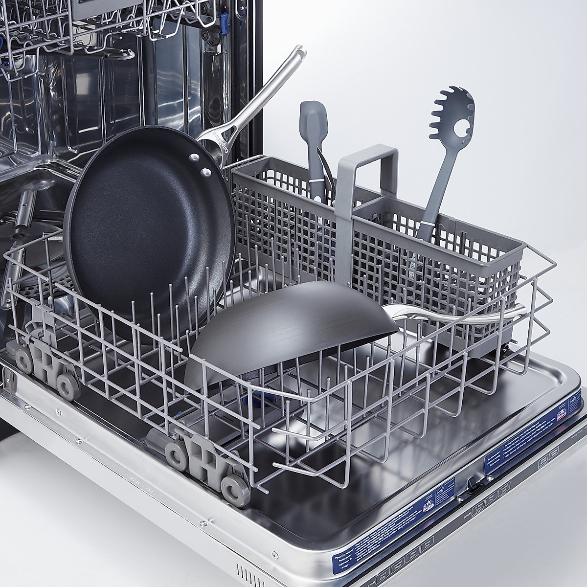 Calphalon 1877054 Contemporary Hard-Anodized Aluminum Nonstick Cookware, Flat-Bottom Wok, 10-Inch, Black