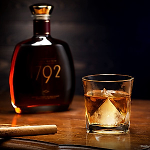 Godinger Whiskey Glasses Set, Whiskey Glasses and Silicone Ice Mold, Whiskey Glacier, Old Fashioned Whiskey Glass Tumbler and Ice Form Wedge, Gifts for Men - Set of 2