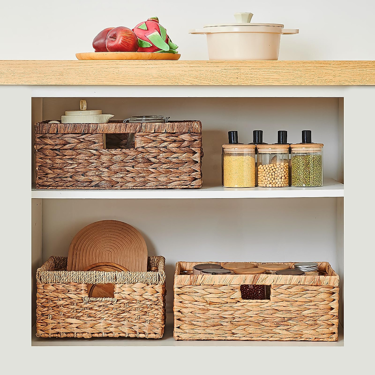 LGENHOOM Large Wicker Storage Basket, Woven Basket with Built-in Handles, Water Hyacinth Basket Storage, Rectangular Organizer Basket, Natural Wicker Baskets (Brown Water Hyacinth 16.5 x 12.6 x 6.7)