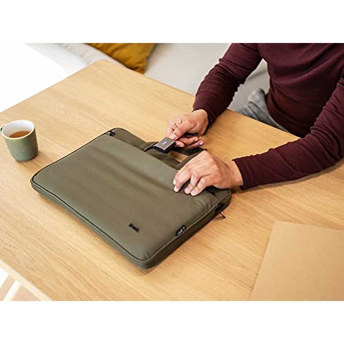 Trust Dalyx Fast USB Cardreader, Fast USB 3.2 Gen 1 with USB-C Connector, 104 MB/s with Compatible UHS-I Cards, (Micro) SD, SDHC and SDXC up to 2 TB, MacBook, PC, Laptop, Chromebook