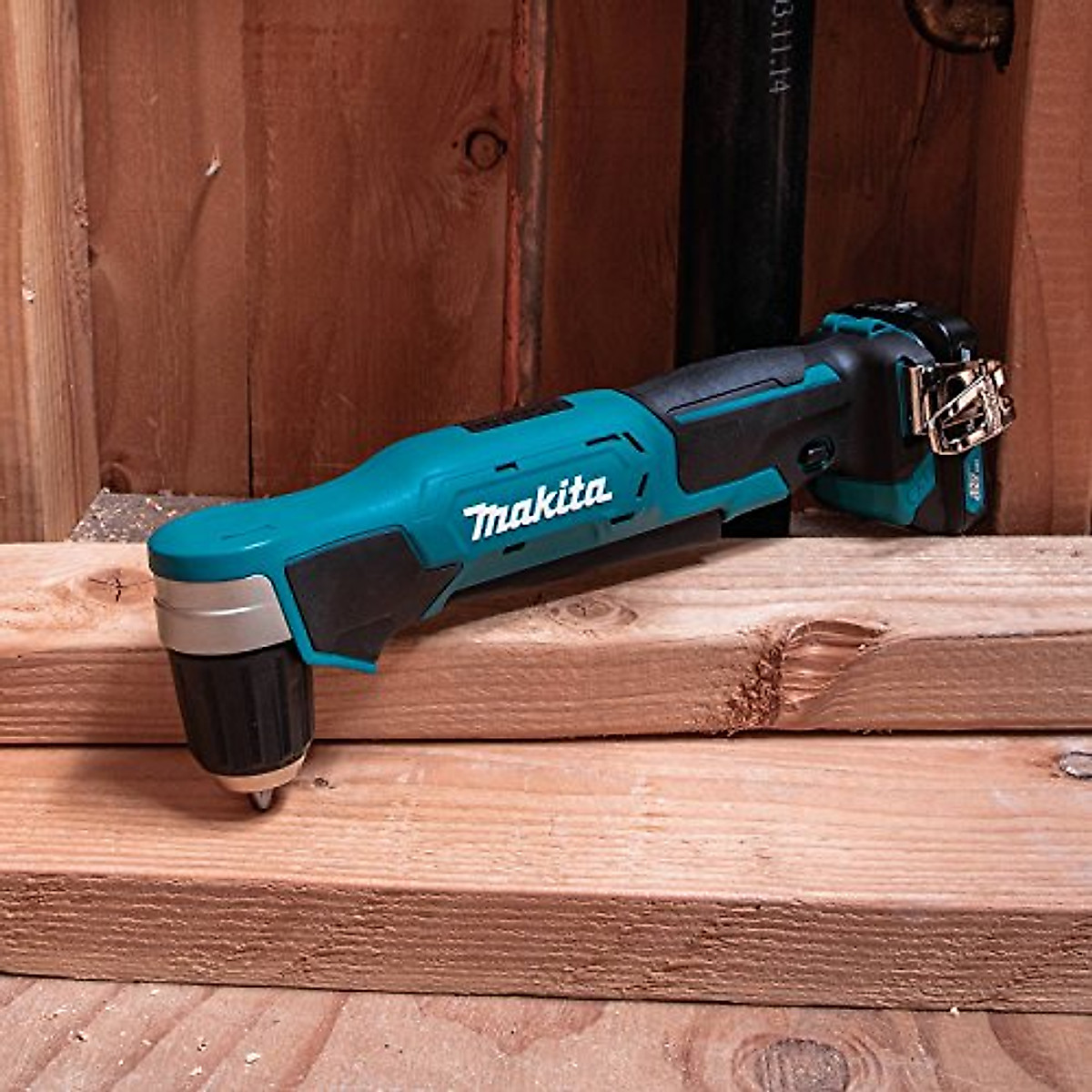 Makita AD04R1 12V max CXT Right Angle Drill Kit, 3/8"