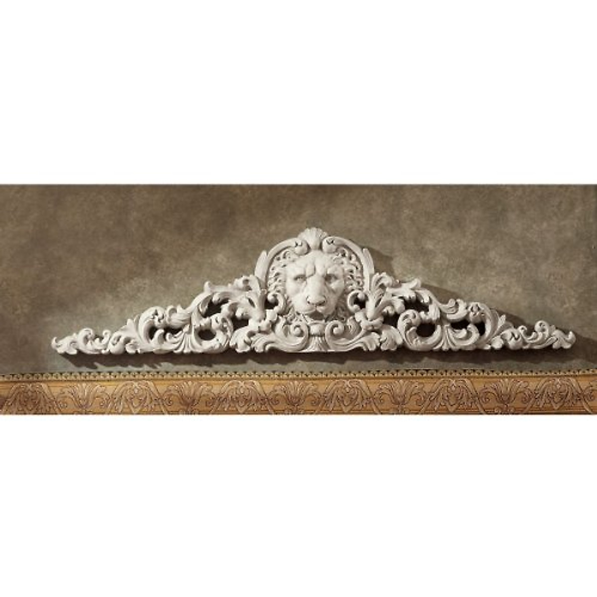 Design Toscano Remoulage Lion Sculptural Wall Pediment