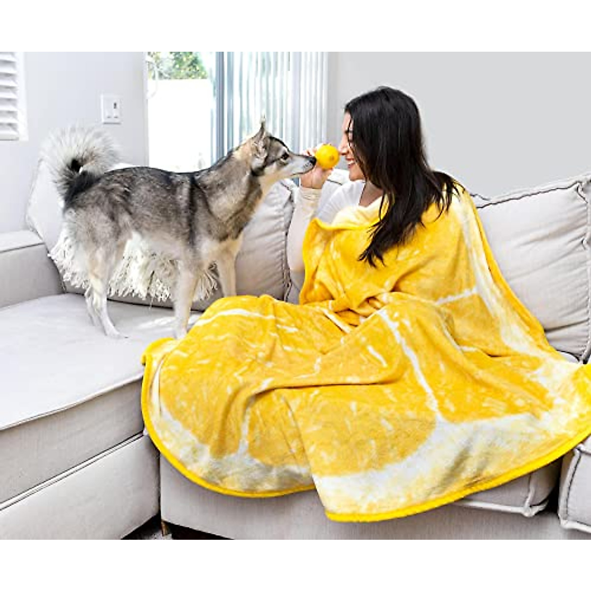 Lemon Slice Round Fleece Throw Blanket | 60 Inches