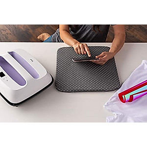 Cricut EasyPress 2 Heat Press Machine (12 in x 10 in), Ideal for T-Shirts, Tote Bags, Pillows, Aprons & More, Precise Temperature Control, Features Insulated Safety Base & Auto-Off, Lilac