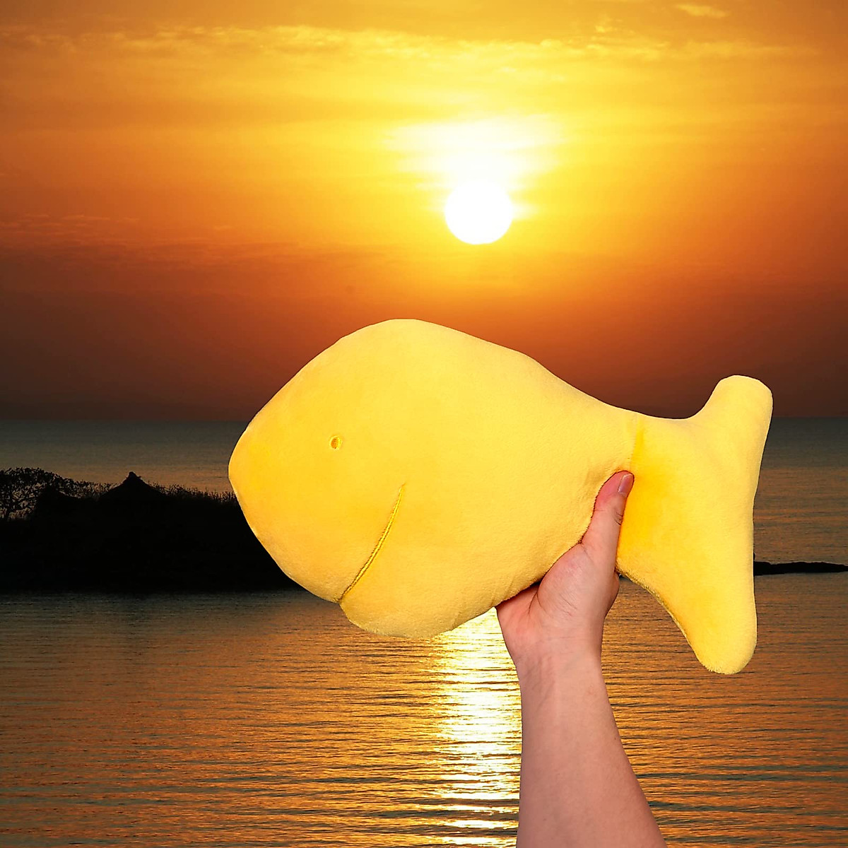 Isaacalyx Fish Chicken Nugget Plush, 13 inch Funny Gifts Gold Soft Fish Chicken Nuggets Pillow for Birthday Gifts, Theme Party Decorations (Fish)