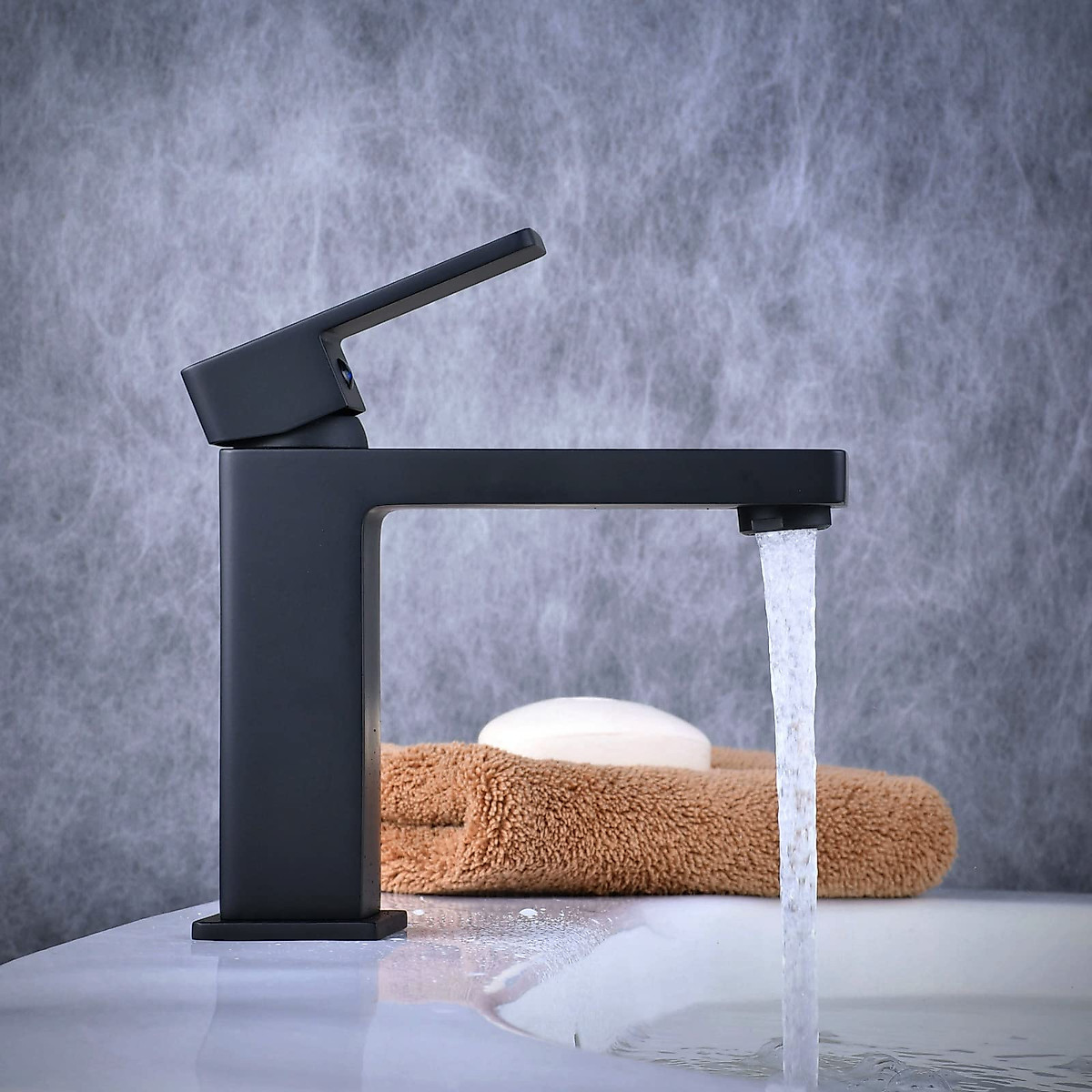 Matte Black Single Hole Bathroom Vanity Faucet, NEWRAIN Brass Single Handle Bathroom Faucet with Pop-up Sink Drain Assembly & Faucet Supply Lines