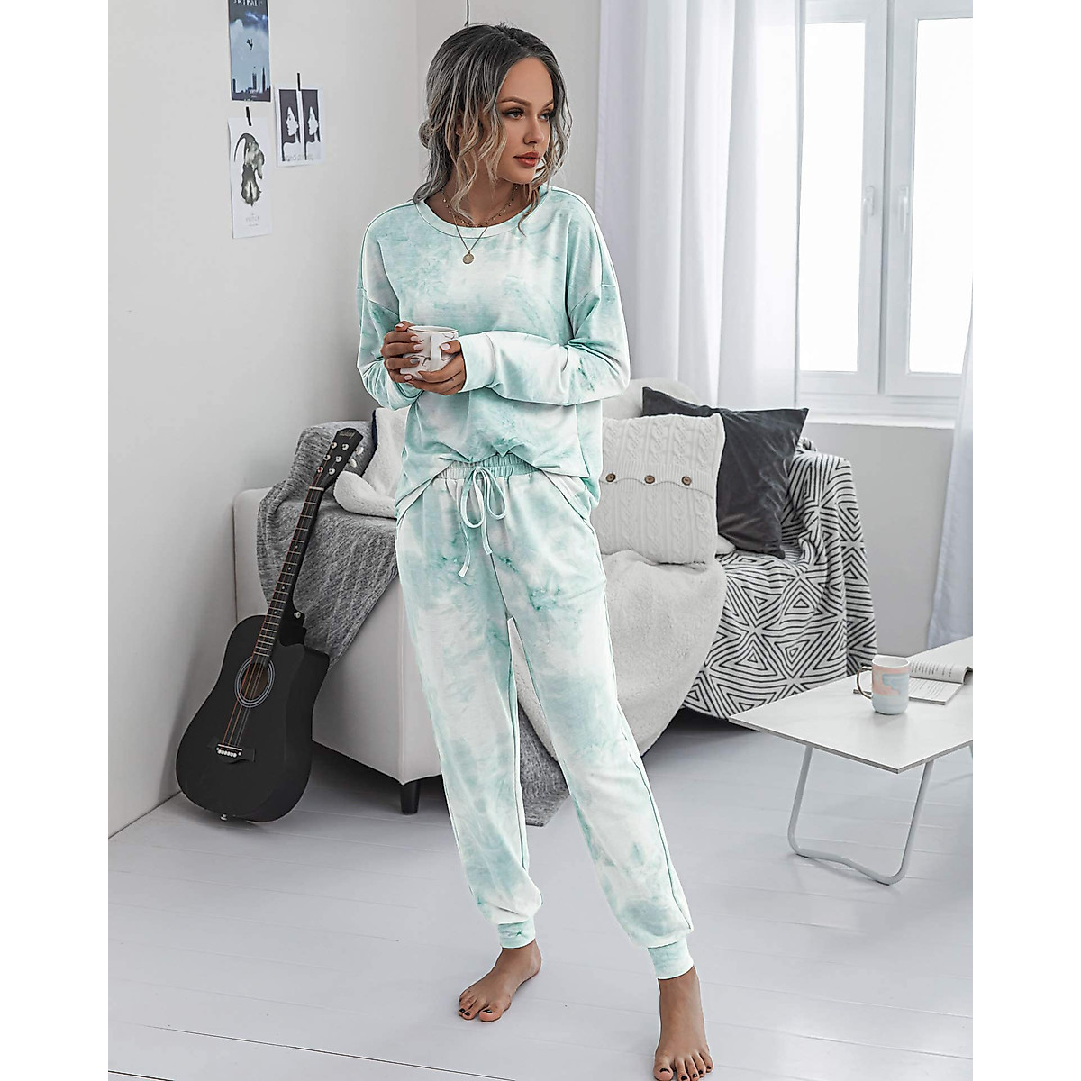 PRETTYGARDEN Women's Tie Dye Two Piece Pajamas Set Casual Long Sleeve Sweatshirt with Long Pants Loungewear (Green,X-Large)