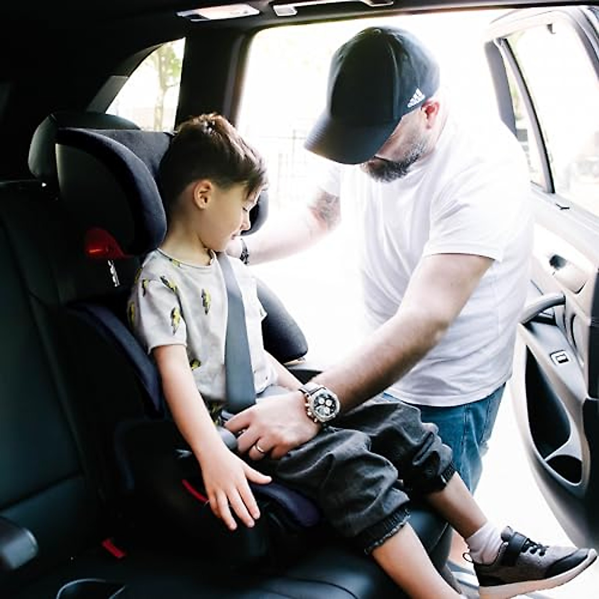 Clek Oobr High Back Booster Seat with Adjustable Headrest, Reclining Design, Latch System, and Retardant-Free Fabric, Snowberry