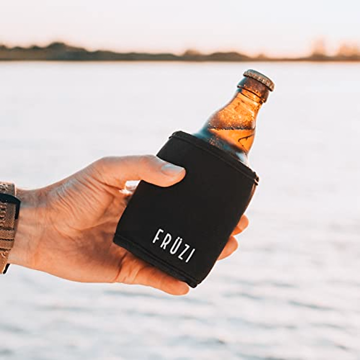 Früzi Insulated Beer Can Holder - 6 Freezable Coozies - Insulated 6 Pack Beer Carrier with Bottle Opener - Ice Pack Coozie - Insulated Coozies For Cans - Freezable Gel Coozie - Beer Tote Caddy