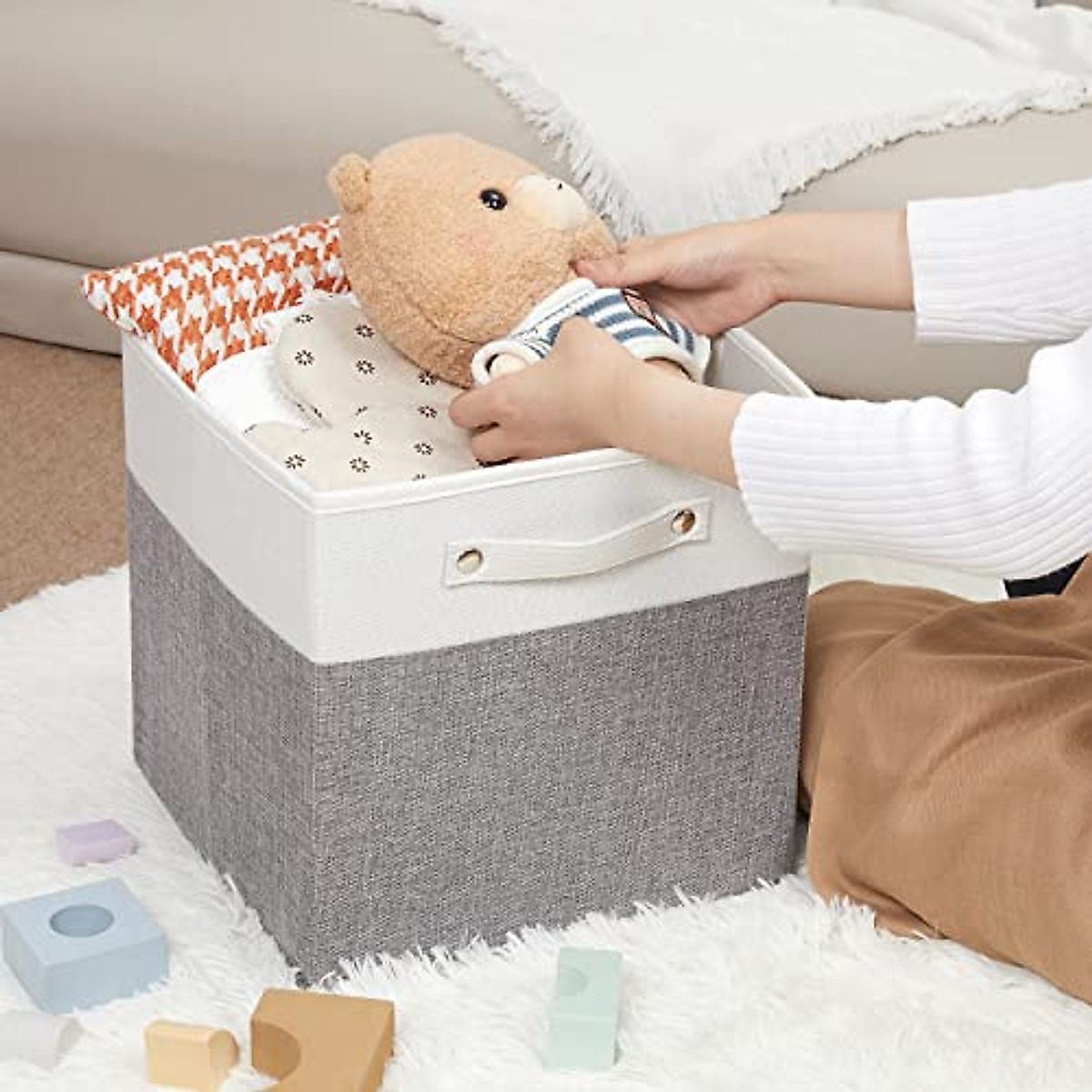Araierd Fabric Storage Cube Bins |12x12 Cube Storage Bin with Handle, Cubby Closet Storage Bins Baskets for Organizing Shelves for Toy, Clothes(White&Grey)(12”x12”x12”-Pack of 4)