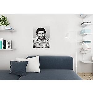 Pablo Escobar Mugshot El Patron Kingpin Medellin Colombia Poster de Pablo Escobar Portrait Photo Cartel Famous Narco Decor Wanted Arrest Mug Shot Escovar Cool Wall Decor Art Print Poster 24x36