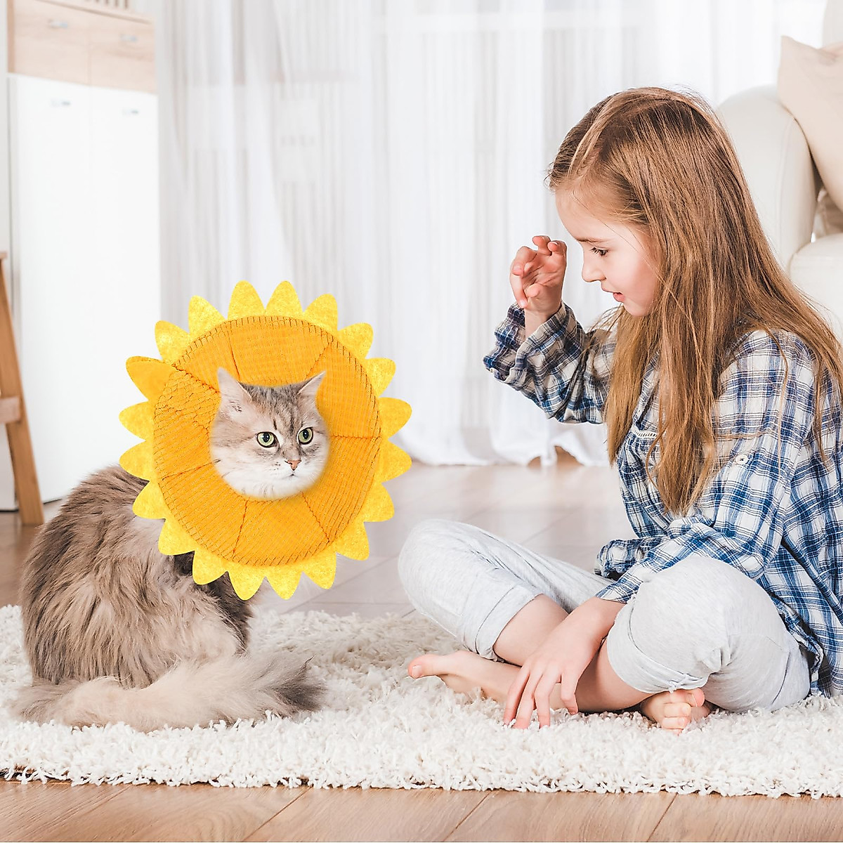 POPETPOP Pet Protective Recovery Collar - Adjustable Sunflower Shape Elizabethan Cat Cone Collar, Cute Soft Cone After Surgery Neck Collar for Cats and Small Dogs