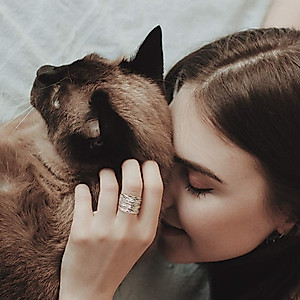 Mytys 2 Tone Intertwined Crossover Statement Ring Fashion Chunky Band Rings for Women Black Gold Silver Rose Gold Plated Wide Index Finger Rings Costume Jewelry (gold and silver size 8)