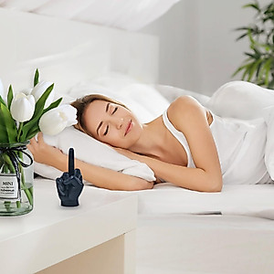 Middle Finger Scented Candle Jasmine Aromatherapy Candles Christmas Finger Decor Hand Gesture Statue Fragrance Middle Finger Candle Long Lasting Scented Candle Gift for Black Bedroom Home Room Decor