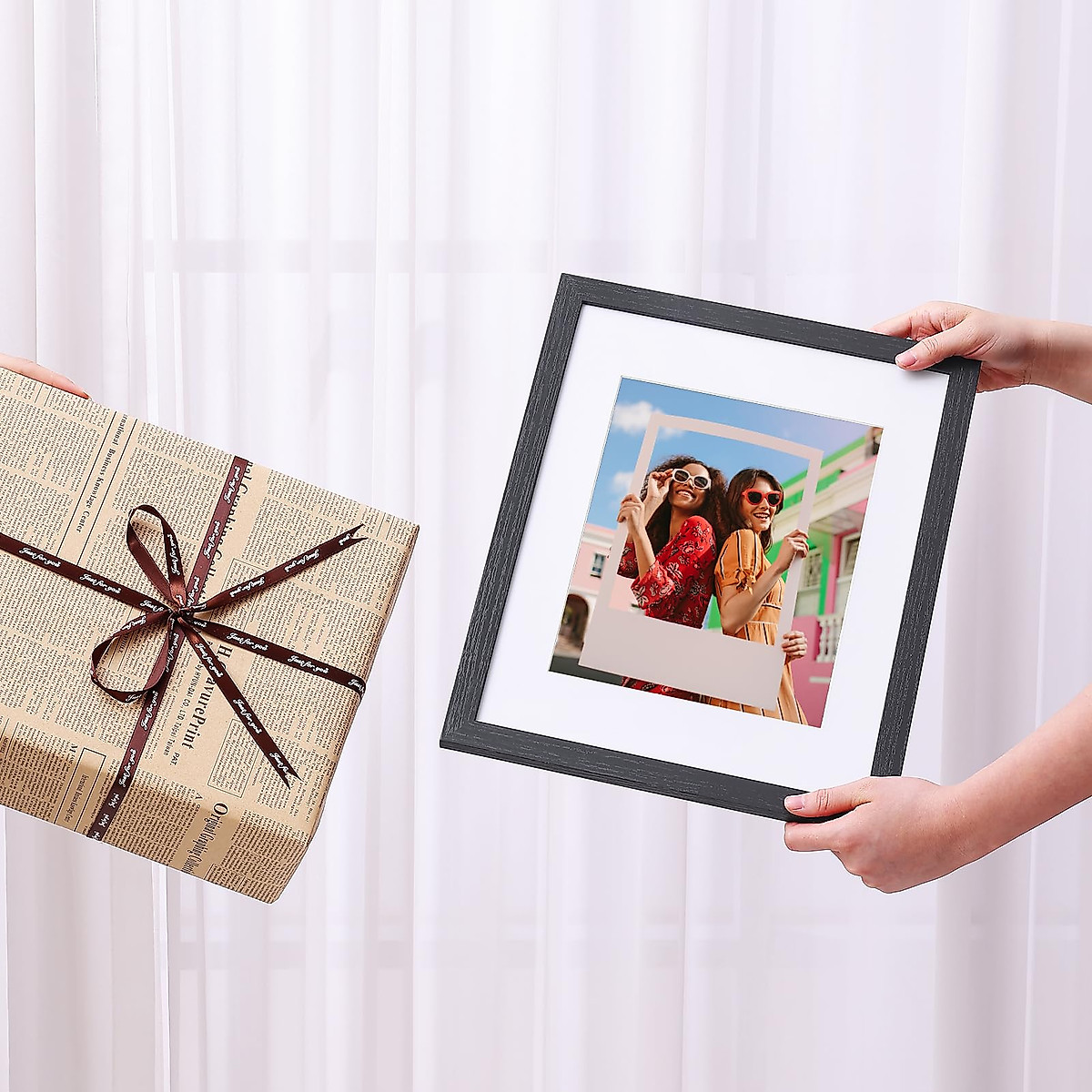 Vittanly 11x14 Picture Frame, Display Pictures 8x10 with Mat or 11x14 without Mat, Photo Frame for Wall or Table Top Display, Black, 1 Pack