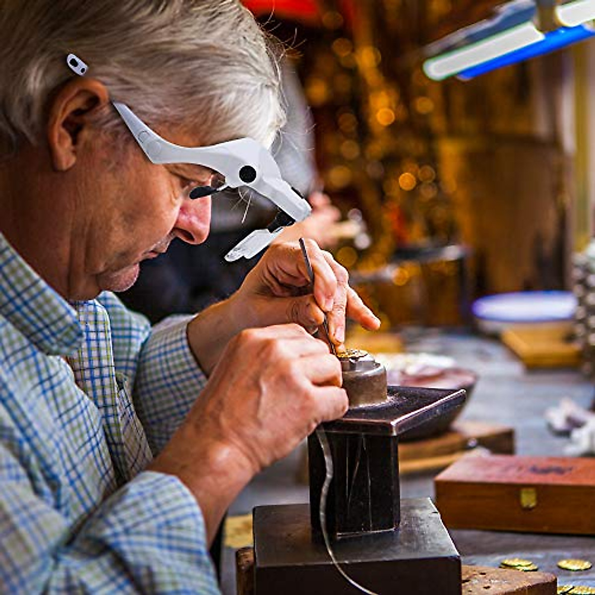 Magnifying Glasses - ANDSTON Head Mount Magnifier with Light, 2 LED Professional Jewelry Magnifying Glass Light Bracket and Headband are Interchangeable