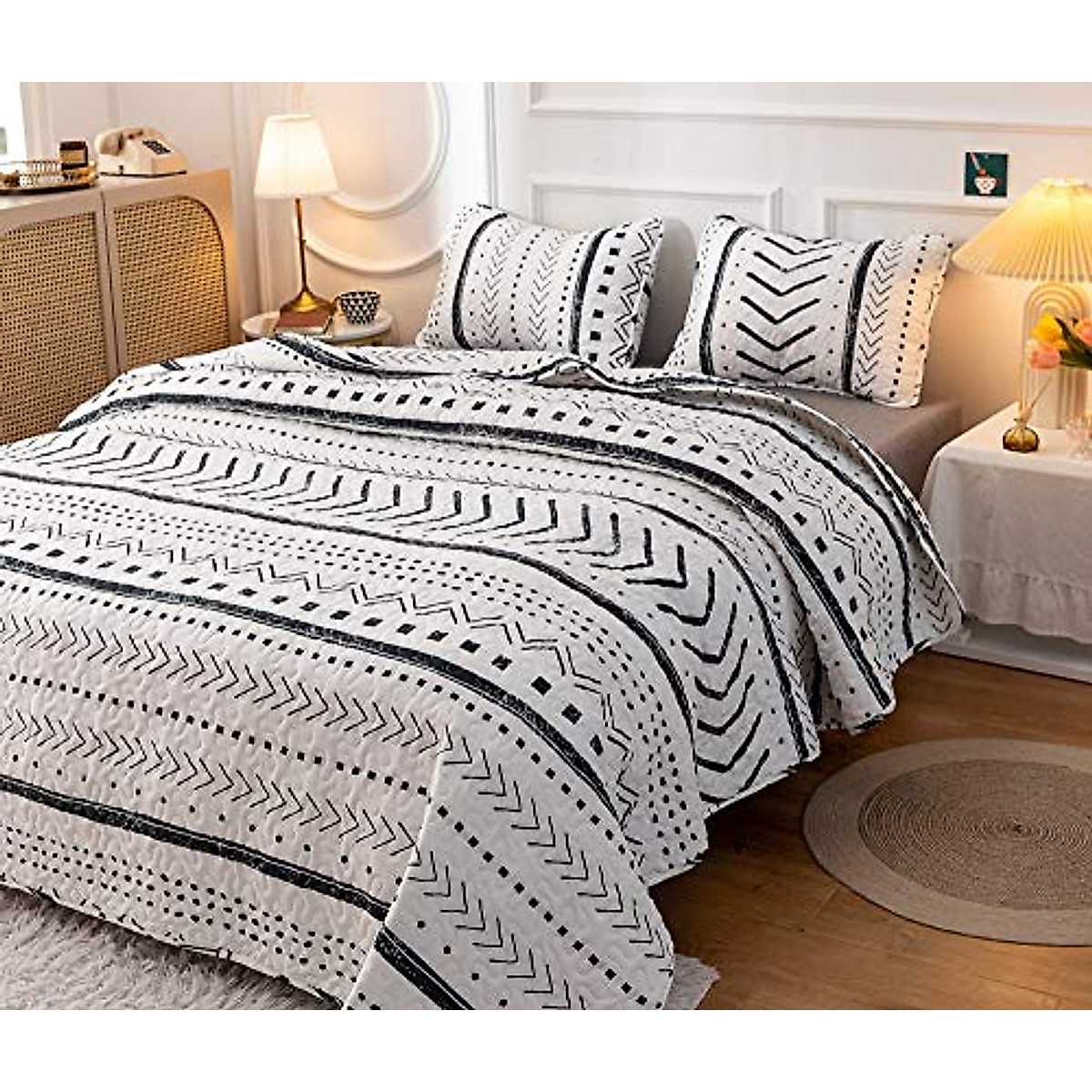 JANZAA Boho Bedding Bedspreads Queen Size,3 PCS Bohemian Quilt Set with Geometric Printed for All Season(Two Pillow Cases)