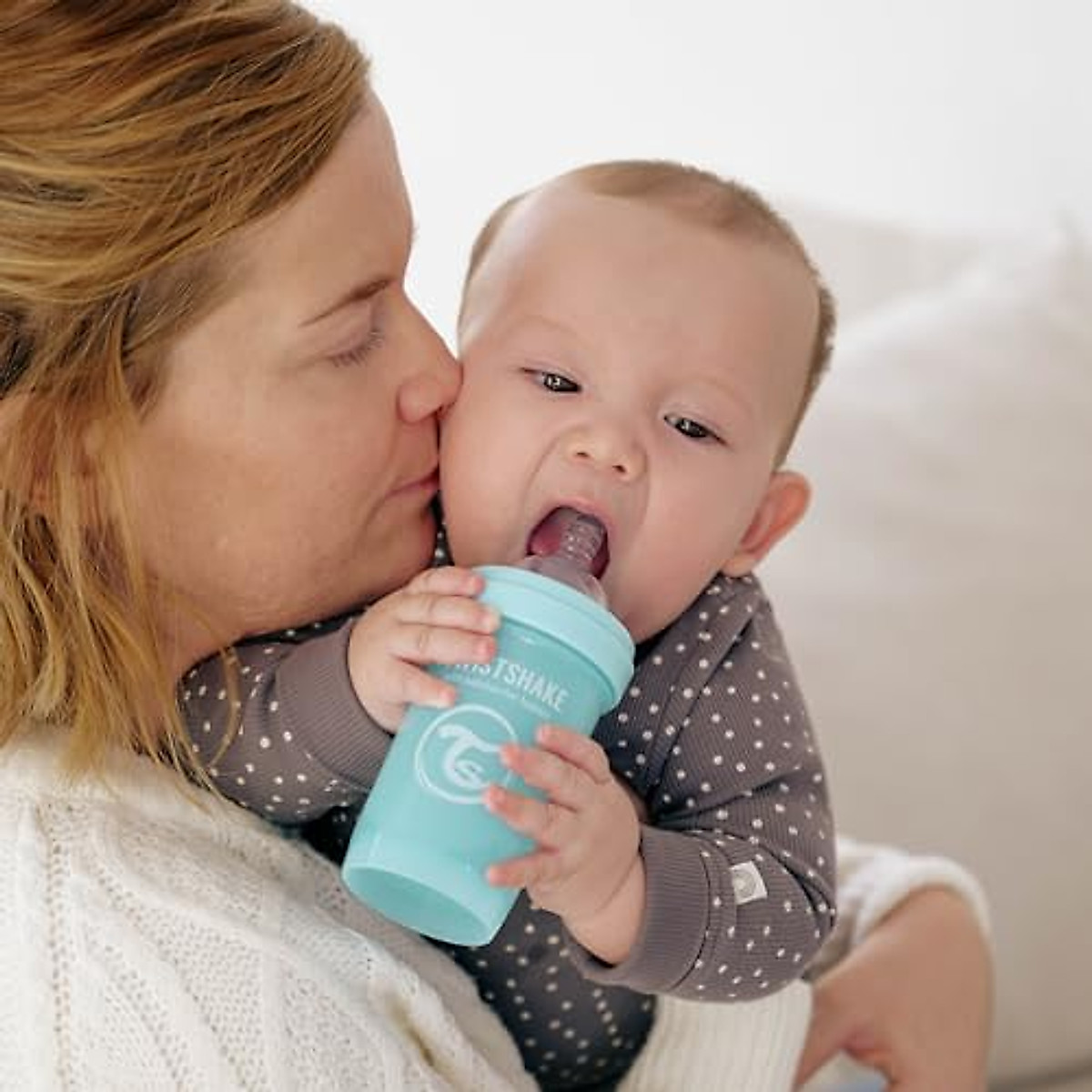 Twistshake Anti Colic Teat Nipples - Premium Quality Baby Nipples for a Comfortable Feeding Experience - Suitable for 2+ Months, 2 Count (Pack of 1)