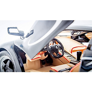 Maisto 1:18 Scale Lamborghini Diablo SV Diecast Vehicle, Black and White (31844BK)