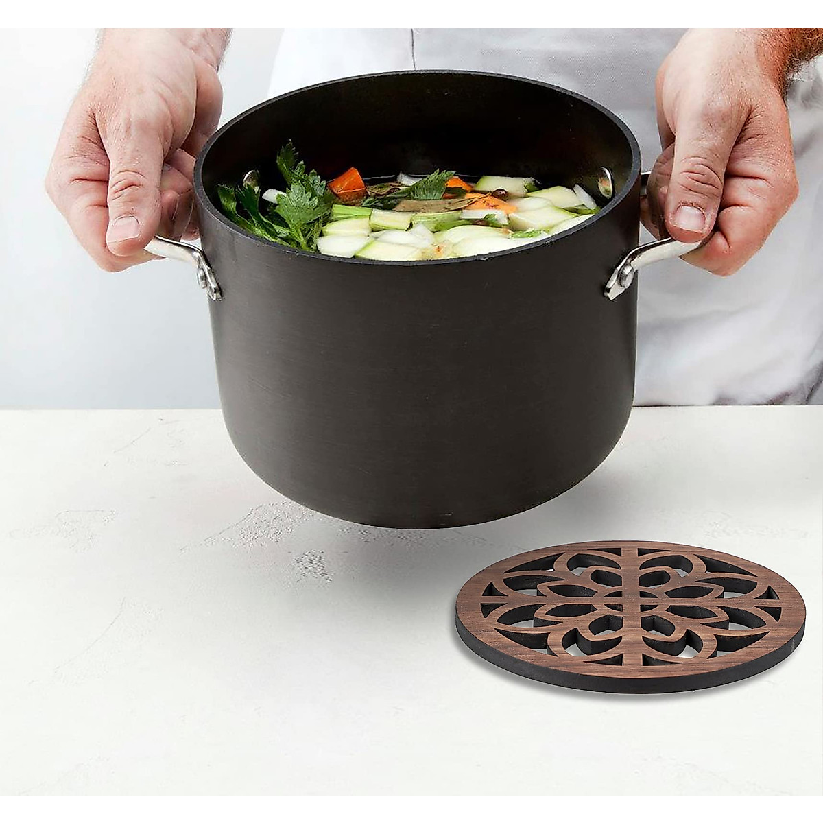 Sumnacon 2 Pcs 6 Inch Wooden Kitchen Trivets - Rustic Round Heat Resistant Mat Pads for Hot Dish Pot Pan Teapot, Decorative Hardwood Hot Dish Pot Plate Holders for Kitchen Dining Countertop Table