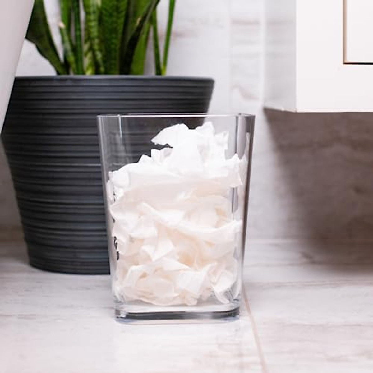 Huang Acrylic Clear Square Wastebasket Trash Can | Garbage Container Bin for Bathrooms, Kitchens, Home Offices | Shatter-Proof, Stylish, Durable and Compact Design