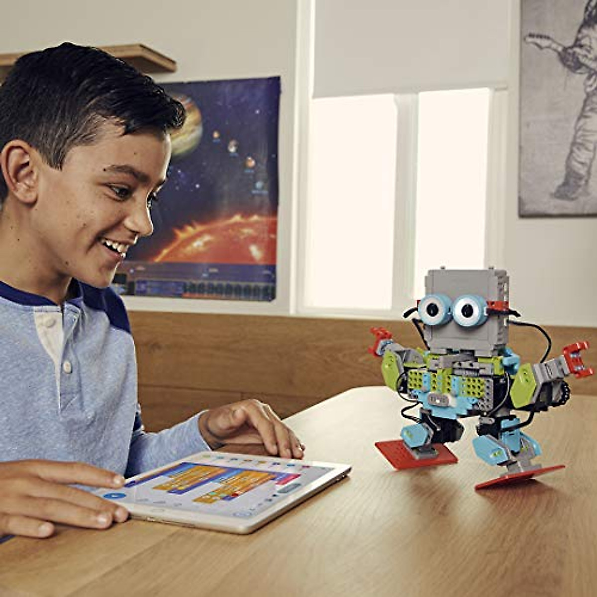 JIMU ROBOT UBTECH MeeBot 2.0 App-Enabled Building and Coding STEM Robot Kit (390 pcs)