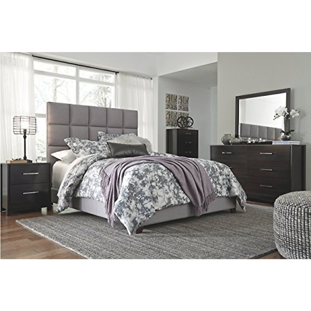 Signature Design by Ashley Dolante Modern Upholstered Square Tufted Platform Bed, Queen, Gray