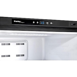 Danby DAR170A3BSLDD 17 Cuft Apartment Size Refrigerator Two See-thru Crispers Estar