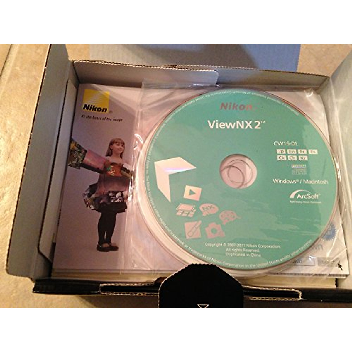 Nikon Coolpix S3200 16.0 Mp 6X Wide Optical Zoom Digital Camera (Silver)