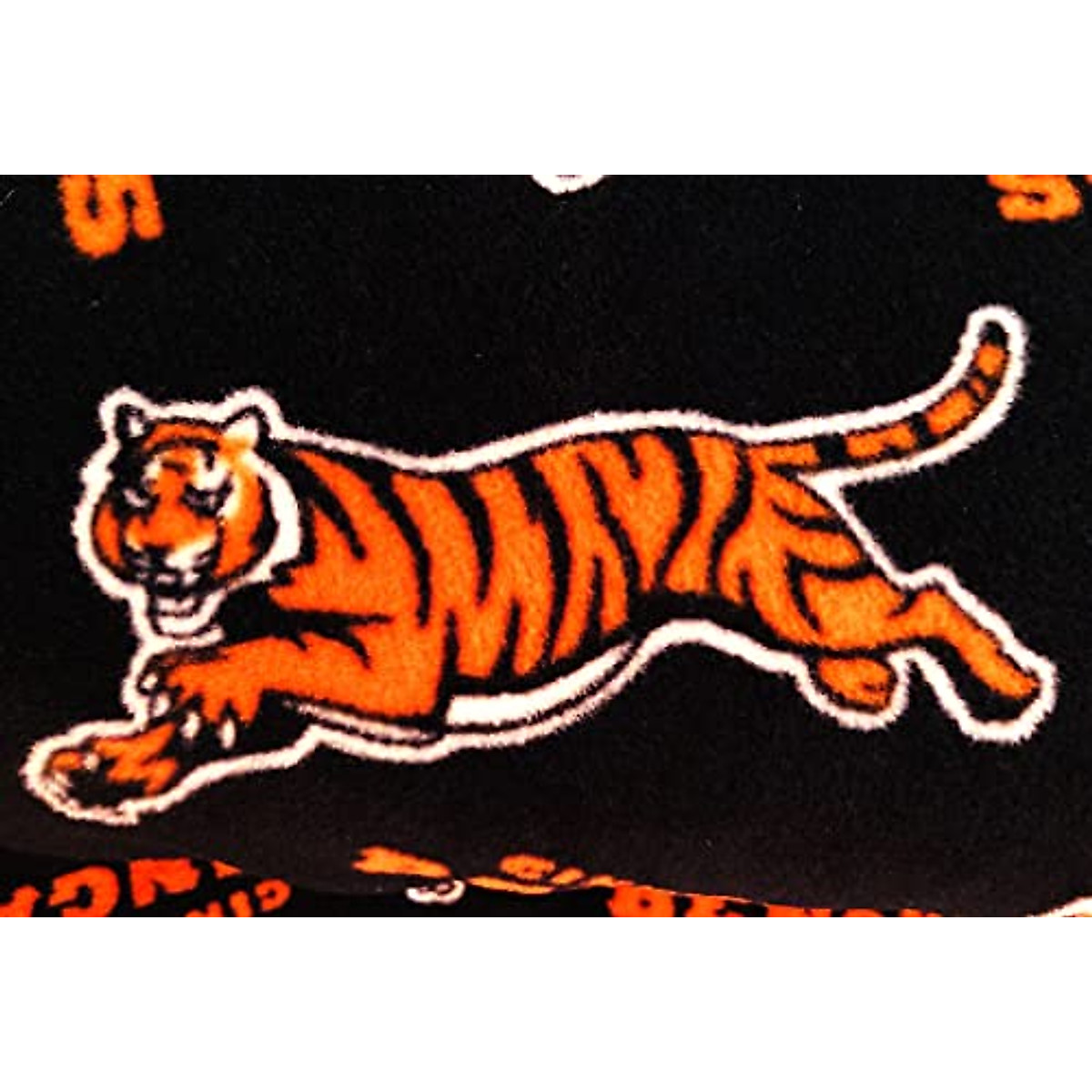 1-1/2 Yard (54 Inches) X 56 Inches - Tigers Tossed on Black Fleece Fabric (Great for Blankets, Throws, Sewing, Craft Projects, and More) 1-1/2 Yard x 56 Inches