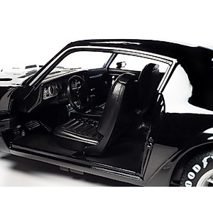 American Muscle 1972 Pontiac Firebird Trans Am (Class of 1972) 1:18 Scale Diecast