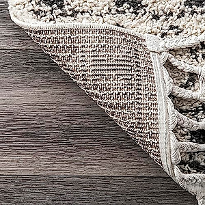 nuLOOM Vasiliki Moroccan Shag Tasseled Area Rug, 4' x 6', Off-white, Rectangular, 1.2" Thick